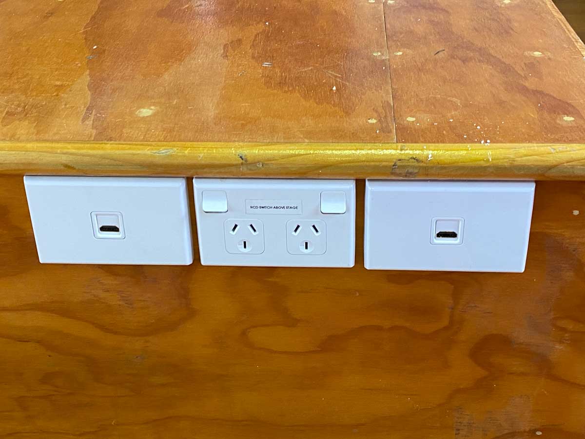 Update Projector @ Church | Rapallo