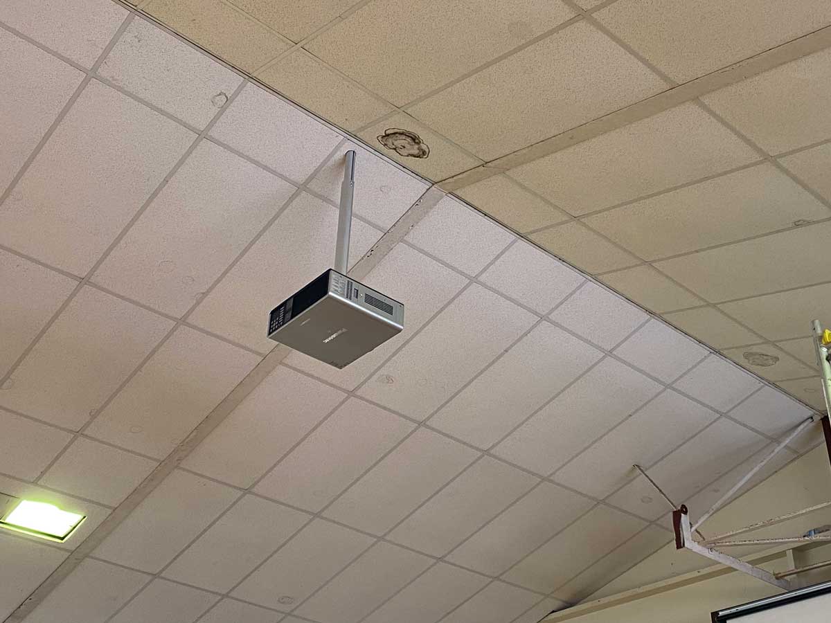 Update Projector @ Church | Rapallo